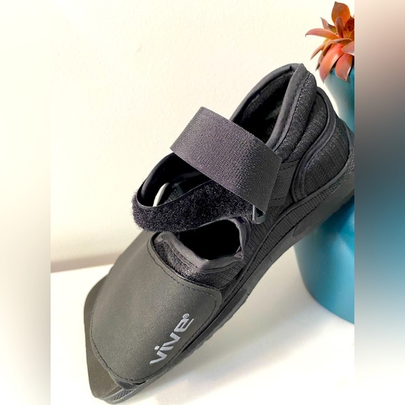 Vive | Other | Vive Offloading Post Op Shoe Xs | Poshmark